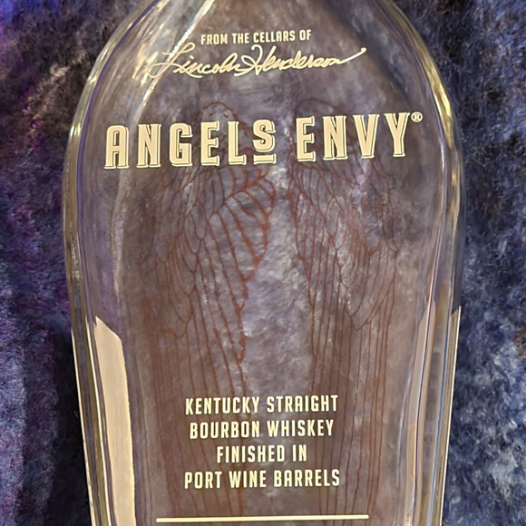 Angels Envy | Accents | Angels Envy Kentucky Straight Bourbon Whiskey ...